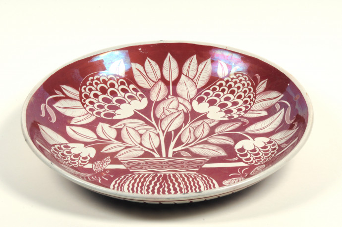 Dish with flower and flies design - William Morris Gallery