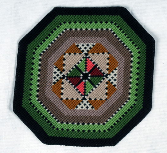 Octagonal Wool Work Table Mat - William Morris Gallery